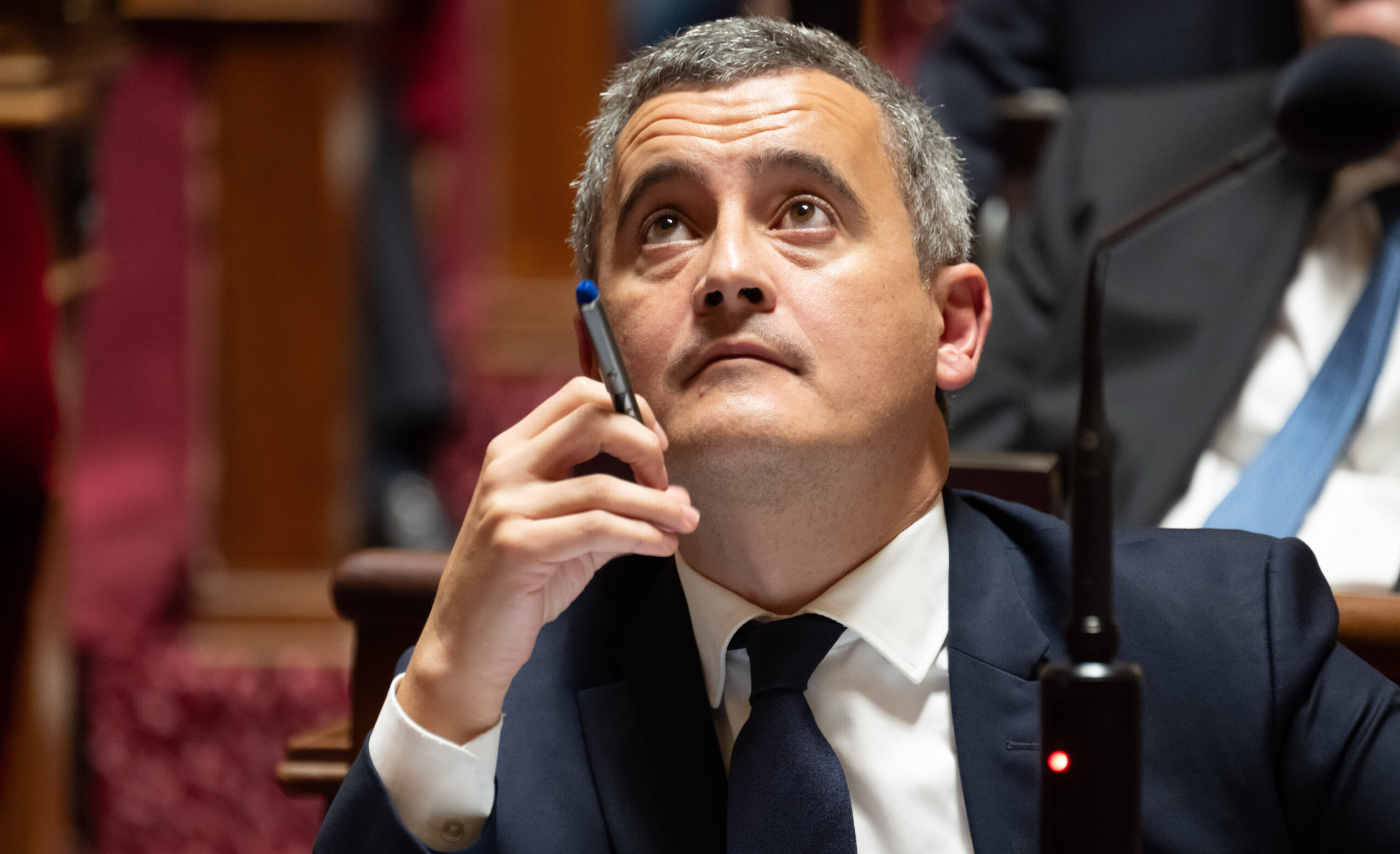 Suppression de l’AME : « Gérald Darmanin fait du en même temps ...