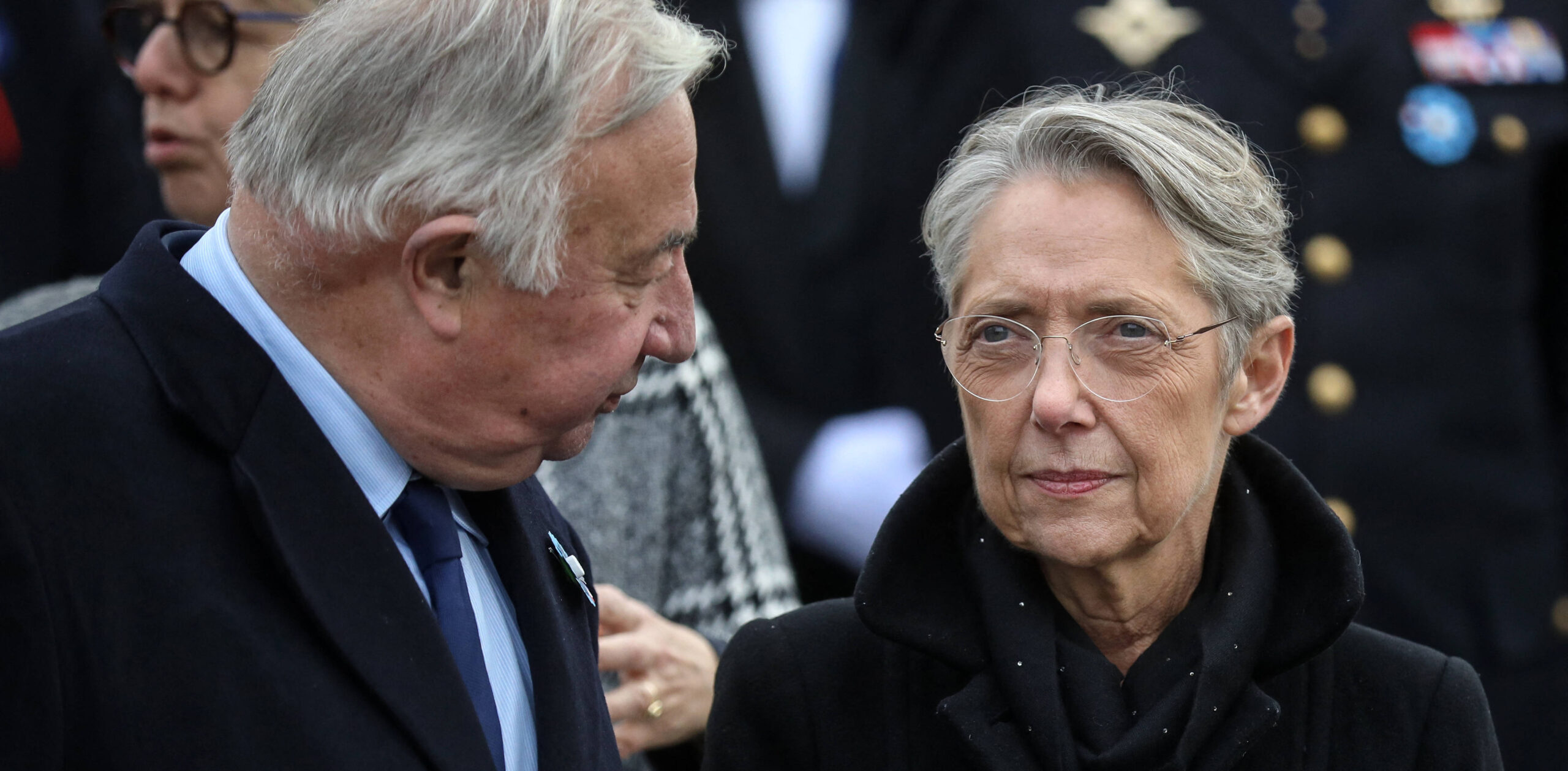 Loi immigration : Elisabeth Borne a écrit à Gérard Larcher pour s ...