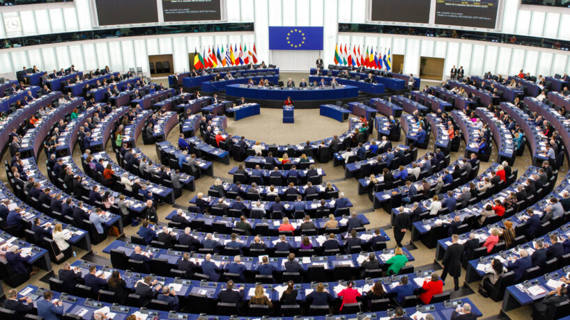 Européennes 2024 : à quoi pourrait ressembler le Parlement européen au soir du 9 juin ? - Public ...