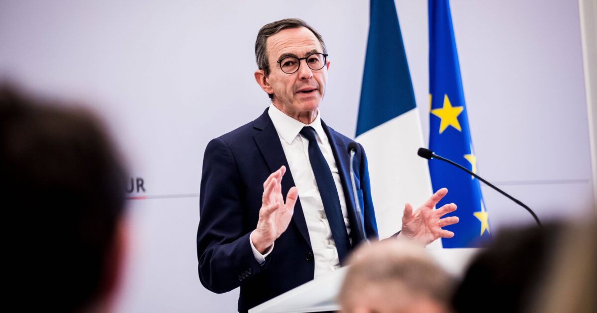 Immigration, sécurité : après 6 mois à Beauvau, Bruno Retailleau assume ...