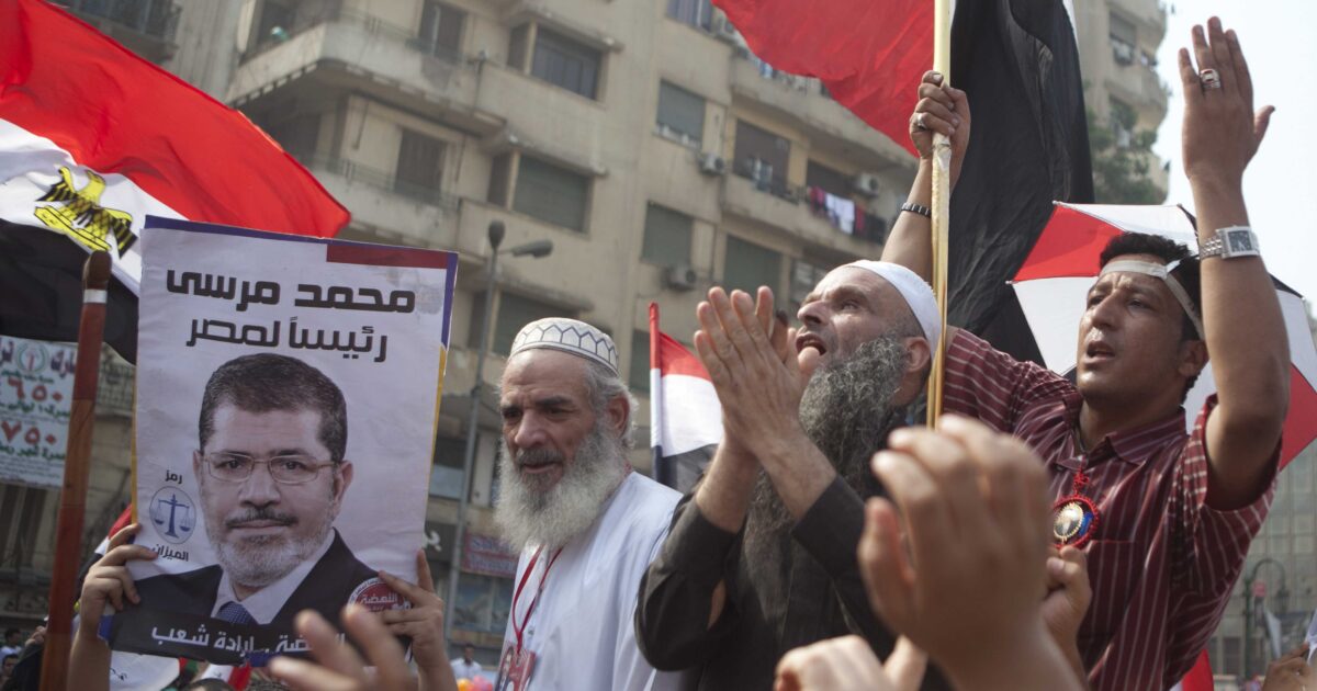 Qui sont les Frères musulmans ? - Public Sénat