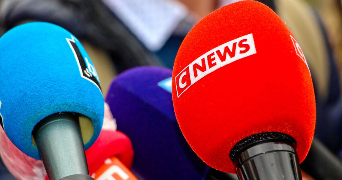 Bataille audiovisuel public/médias Bolloré : « Ce n’est pas la gauche ...