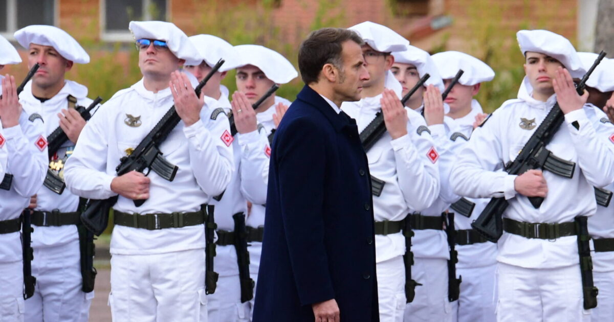 Service militaire volontaire : « Je ne vois pas où on trouve les 2 ...