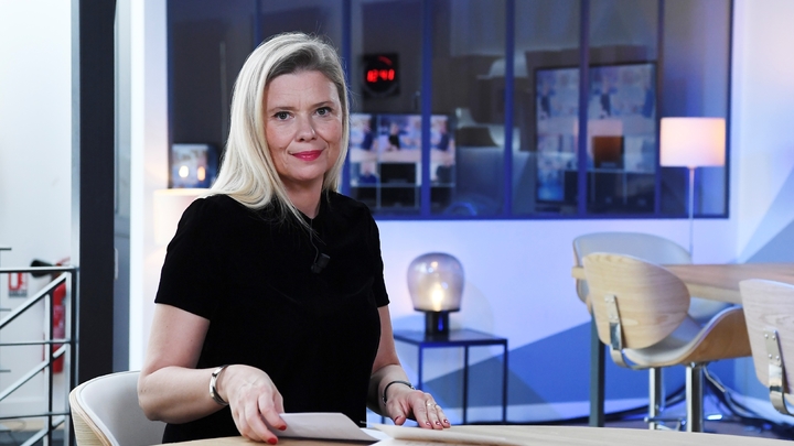 Partie du Média, Aude Lancelin lance une webTV concurrente | Public Senat