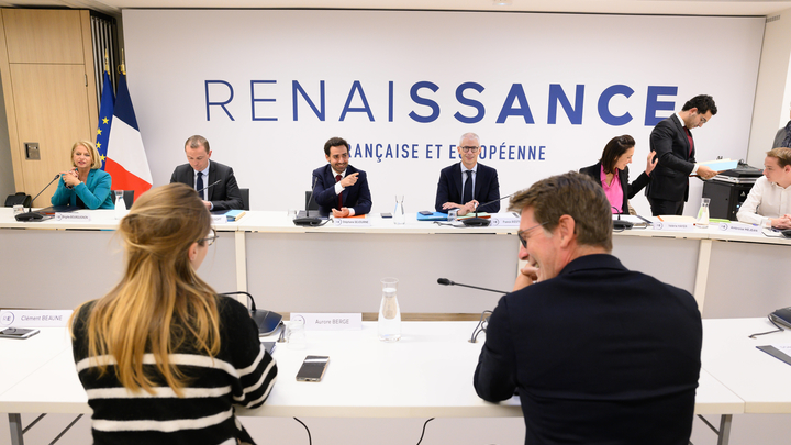 Superdividendes : le parti Renaissance remet une pièce dans la machine ...